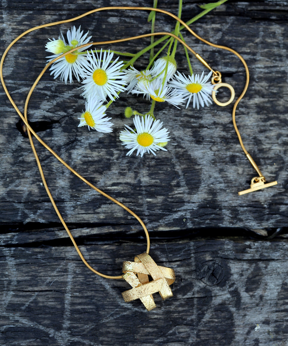 Algae Necklace Gold – Karolina Bik Jewelry